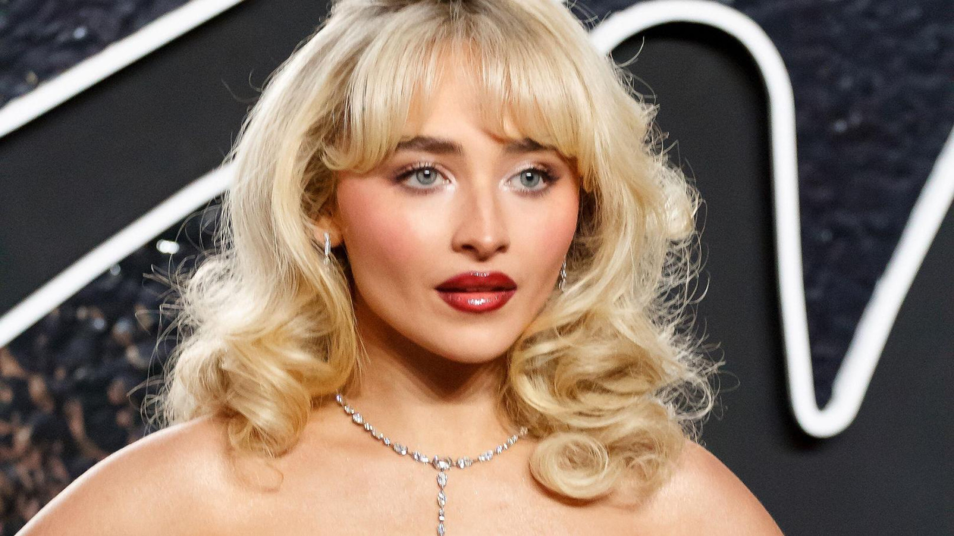 Sabrina Carpenter reflexiona sobre su recorrido en el mundo de la ...