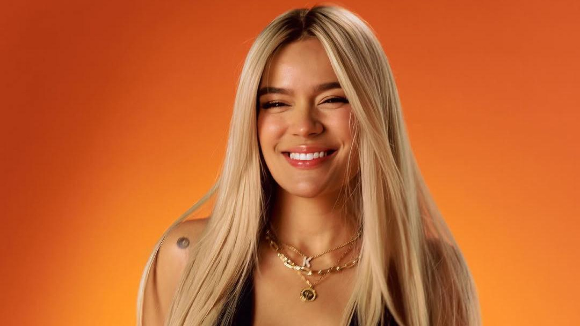 Karol G arrasa con Tropicoqueta, su nuevo álbum que debuta en el número 1