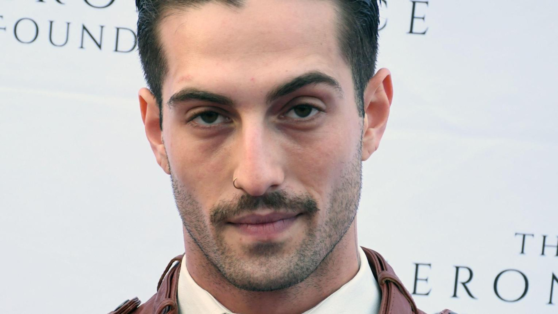 De los cielos a los escenarios: la historia de Damiano David, el cantante que aprendió a volar ...