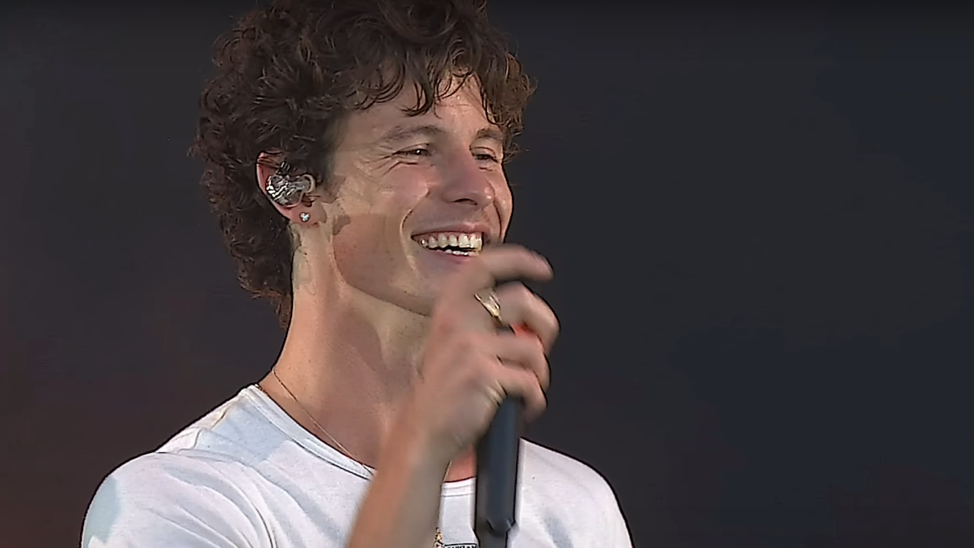 Shawn Mendes, el ave fénix que resurgió gracias a una gira hecha a ...