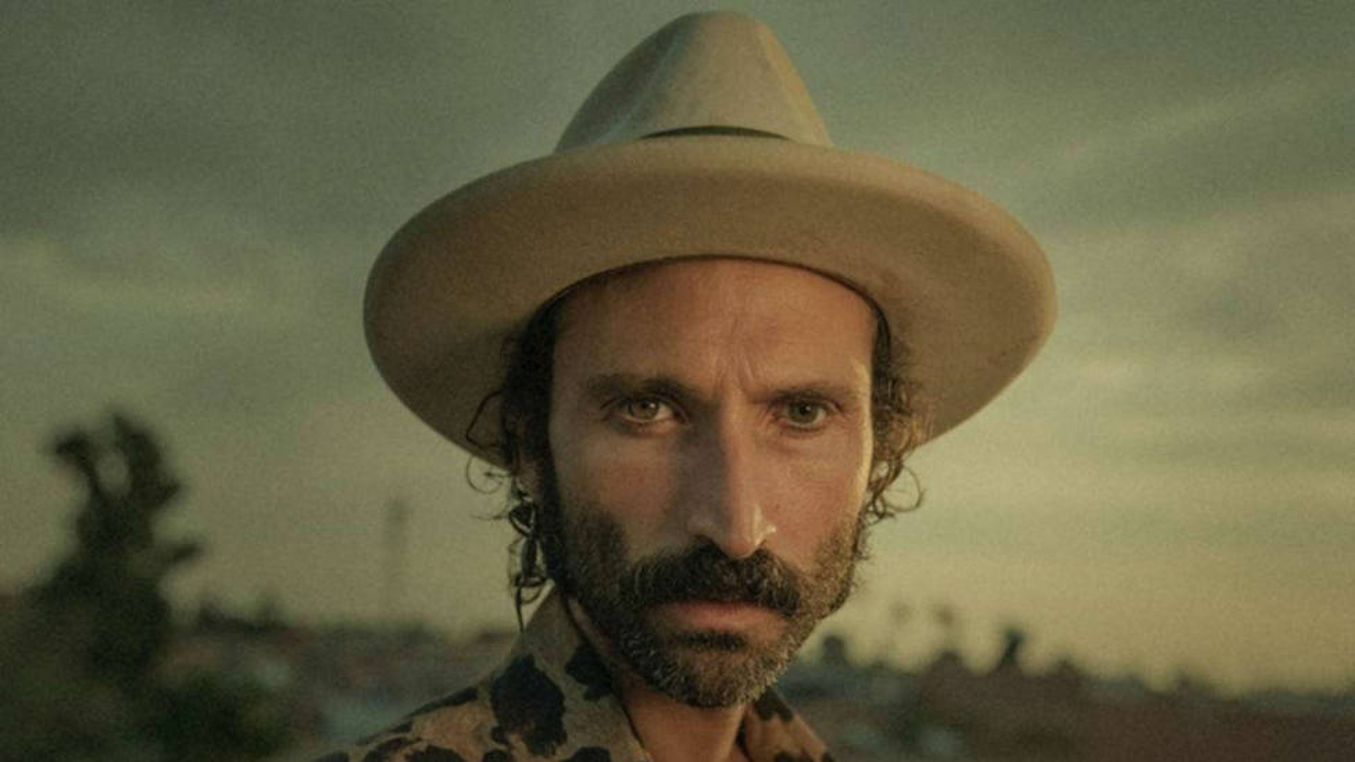 "Superpoderes" es una súper canción para CADENA 100