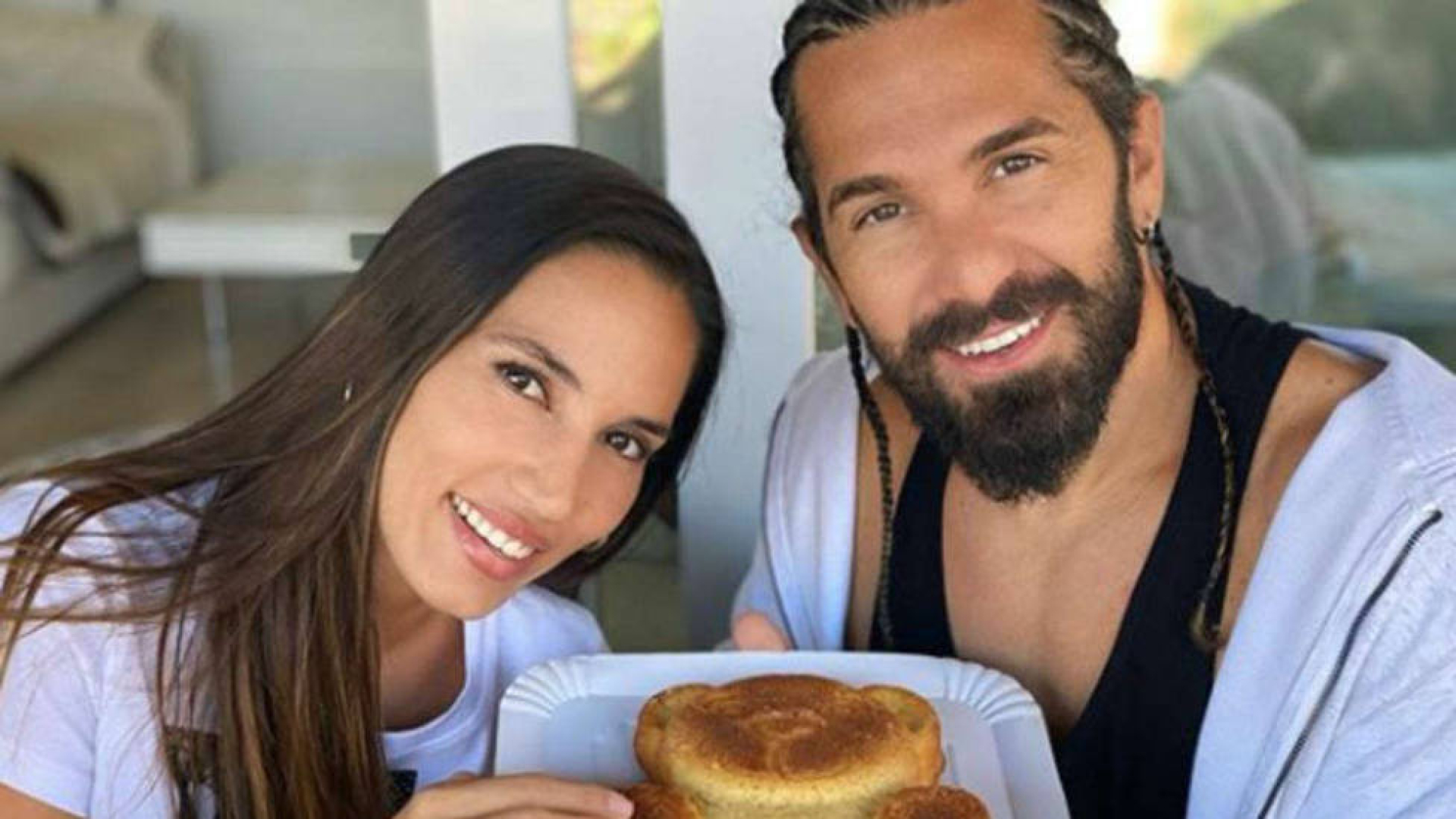 ¿Quién es Ismael Vázquez, el profesor que ha enamorado a India Martínez ...