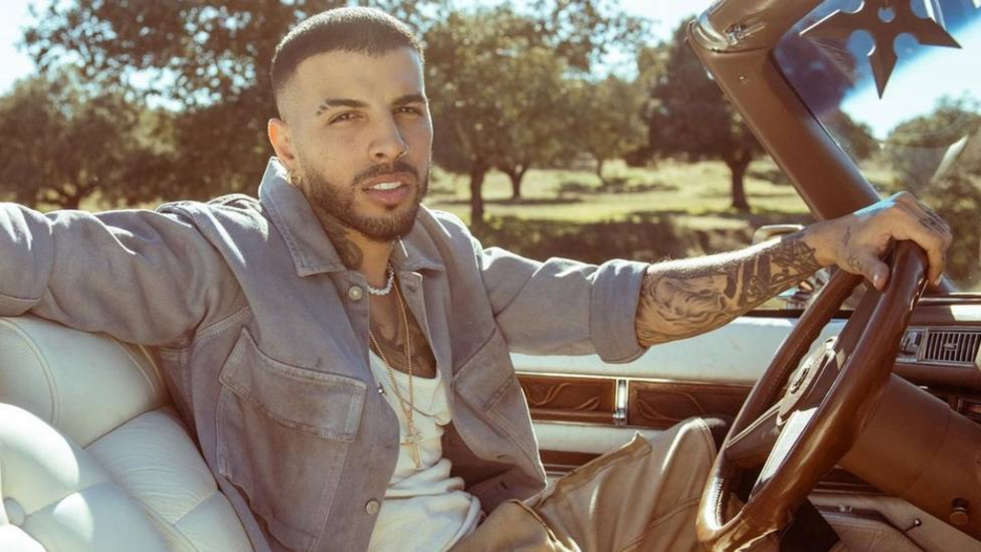 Ese es Rauw Alejandro?”: el cantante sorprende a sus fans revelando su ...