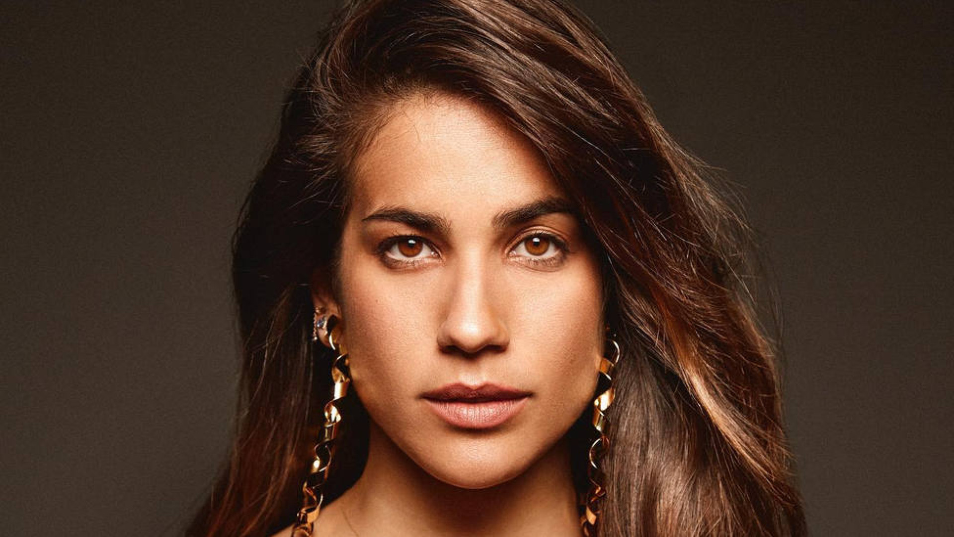 Todo sobre 'Epicentro': el nuevo álbum de Julia Medina que, además, podemos escuchar desde aquí