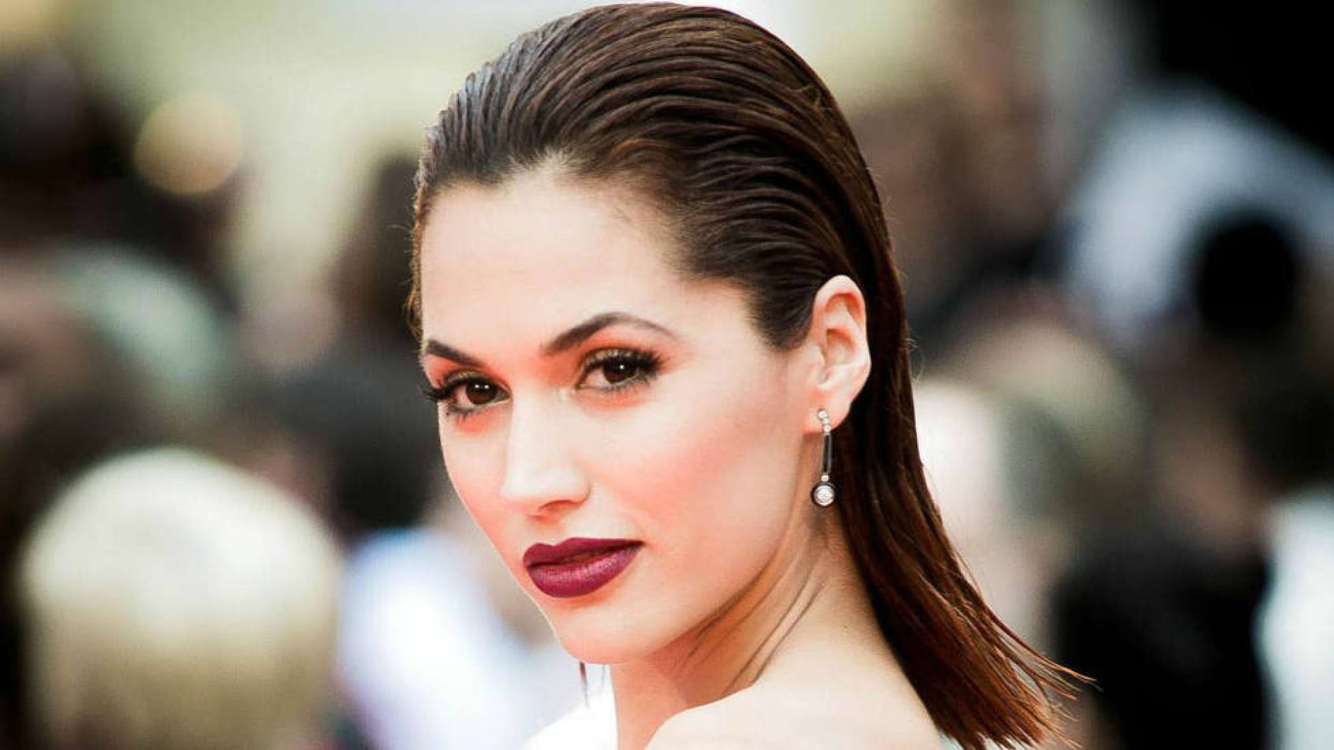 La actriz Michelle Calvó se inspira en Audrey Hepburn para su última ...