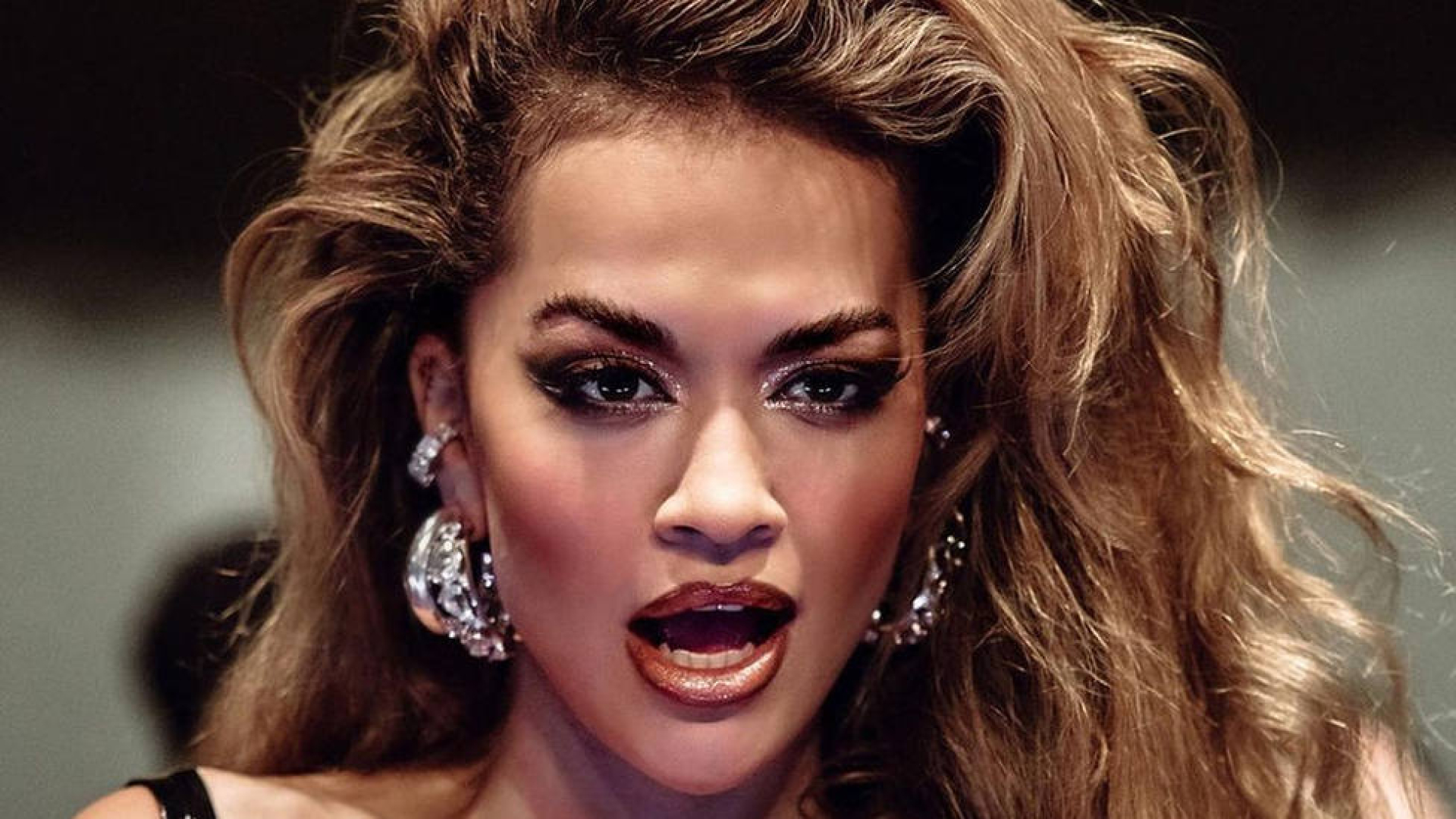 Rita Ora da las claves de 'Praising You' y a quién persiguió "A las 3 ...