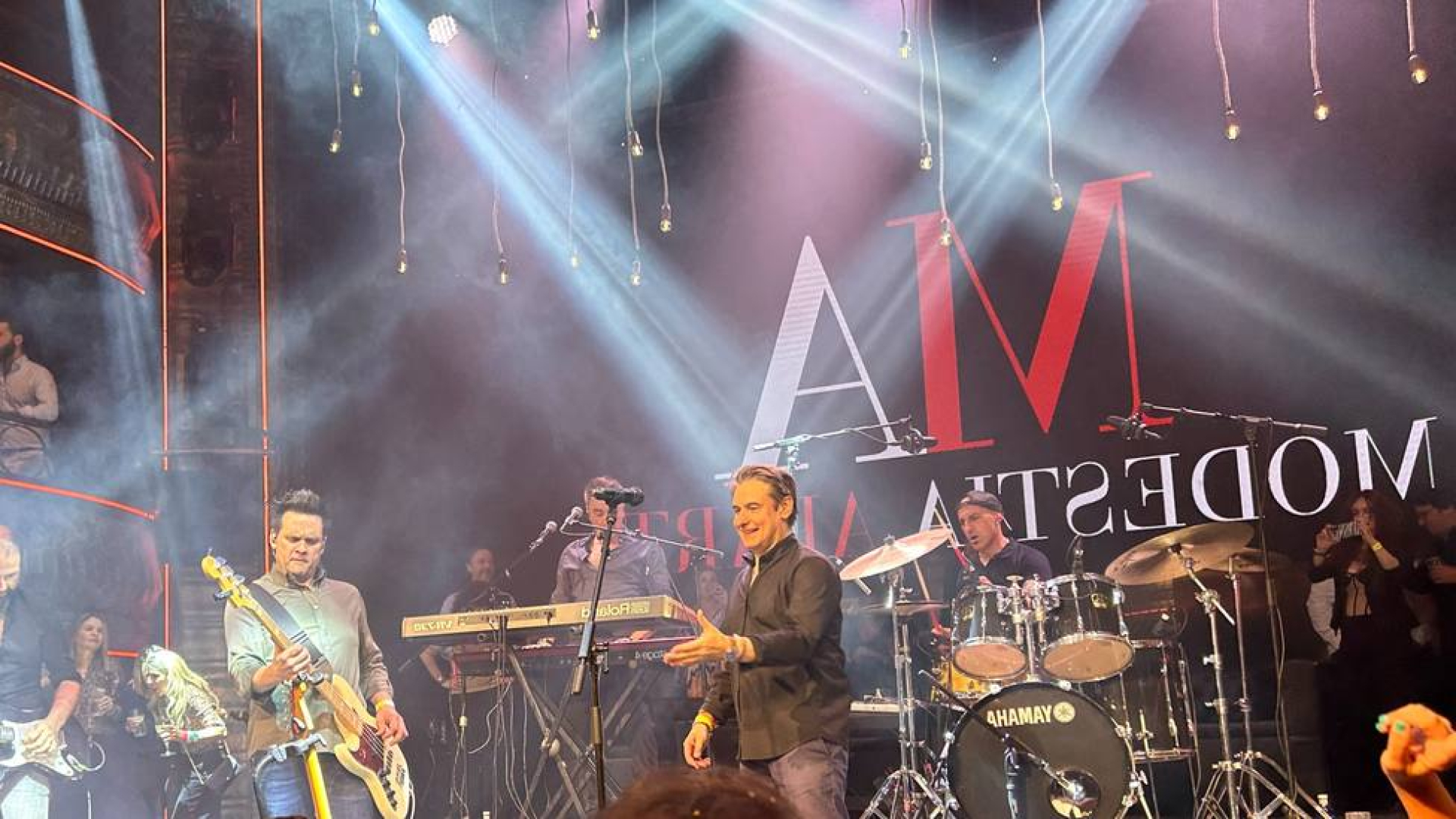 Entre amigos, con Modestia Aparte: Fer, el Marty McFly del pop español