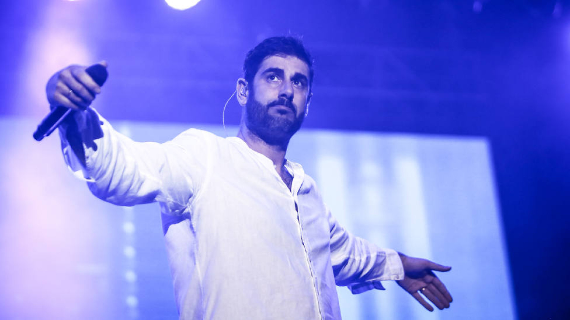 Melendi, muy emocionado al reencontrarse con su público en el Concert ...