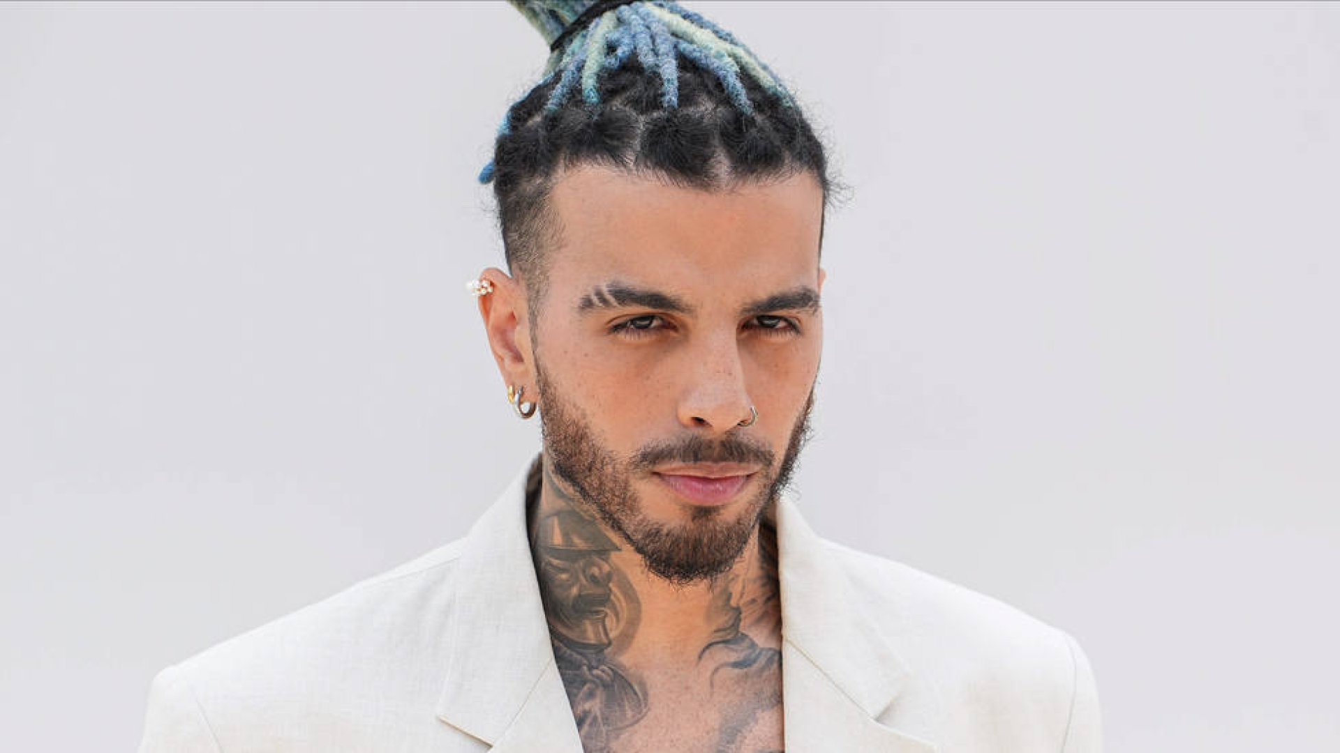 La surrealista conversación de Rauw Alejandro con su gato: "Puede ser ...