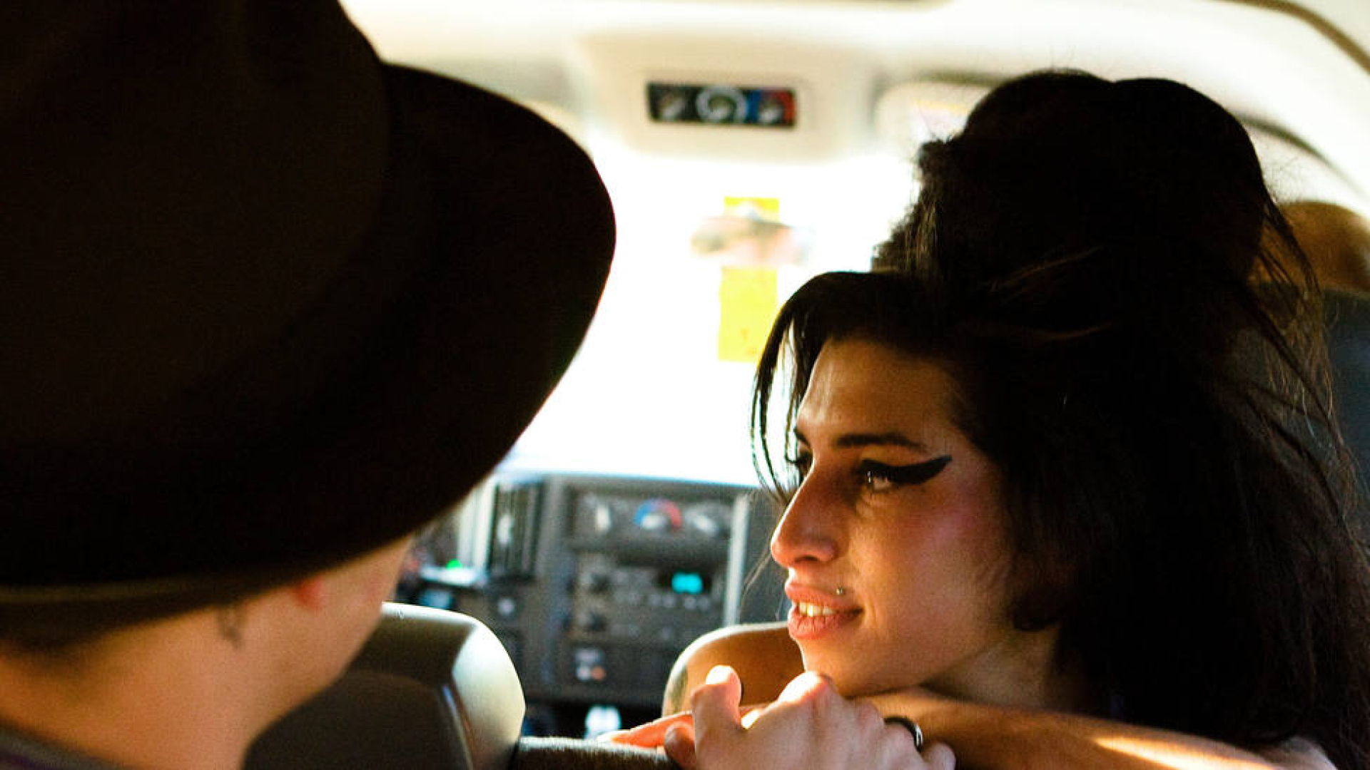 Se cumplen 15 años desde que Amy Winehouse se coronó la reina de los ...