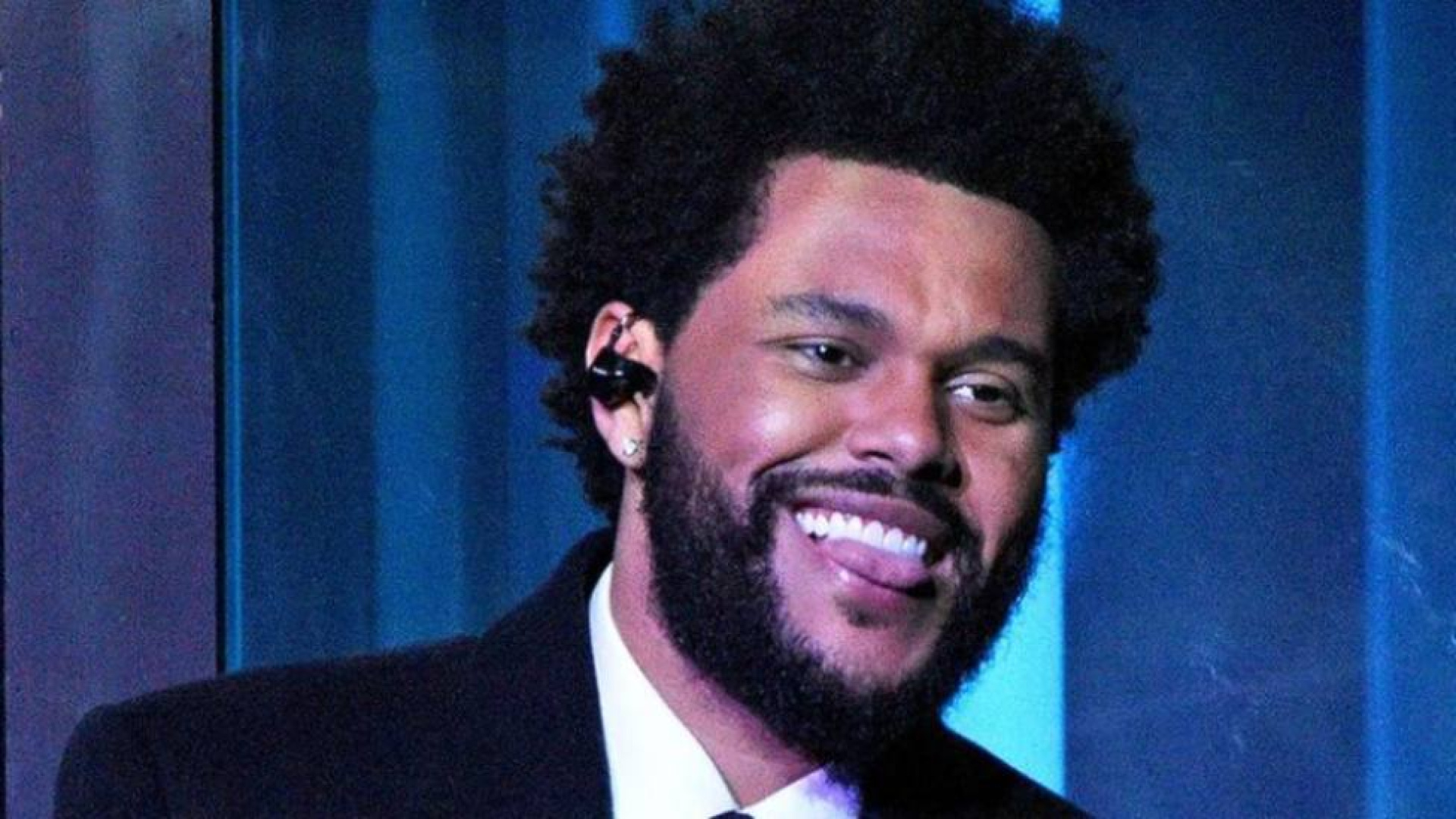 'Blinding Lights' de The Weeknd continúa haciendo historia en la ...