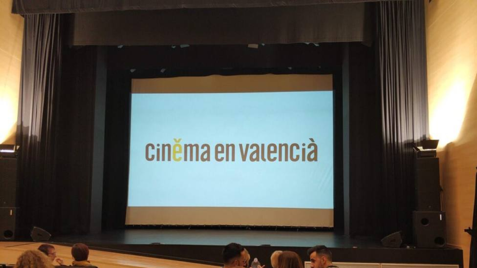 El ‘cinema en valencià’ vuelve al Teatre del Raval de Castelló