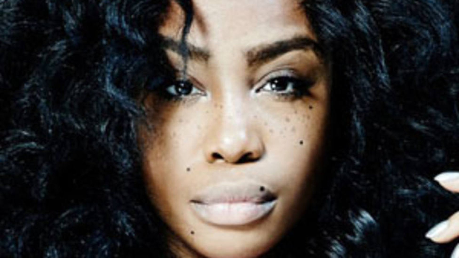 SZA anuncia que el videoclip para su mágica canción 'Low' "llegará pronto"
