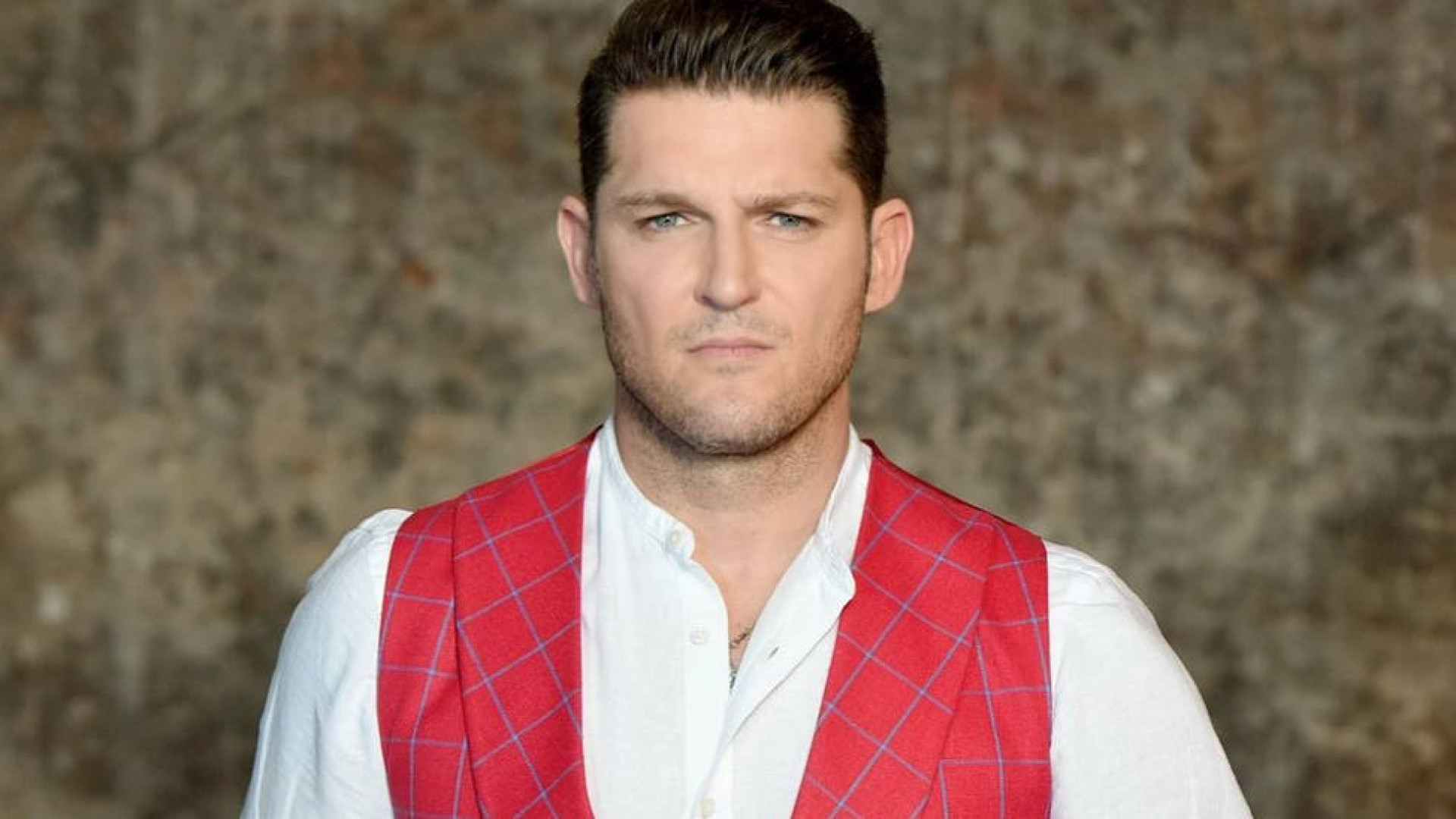 Manu Tenorio se sincera sobre la soledad durante su carrera artística ...