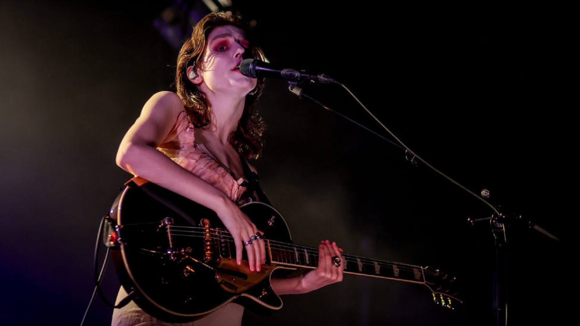 Birdy cambia la fecha de su álbum 'Portraits' y, a cambio, ofrecerá un ...