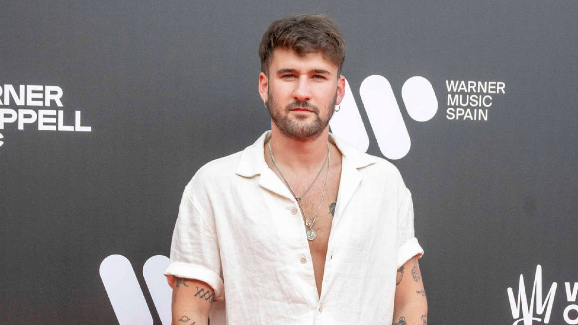 Dani Fernández suma un nuevo hito en su carrera con ‘Dile a los demás’