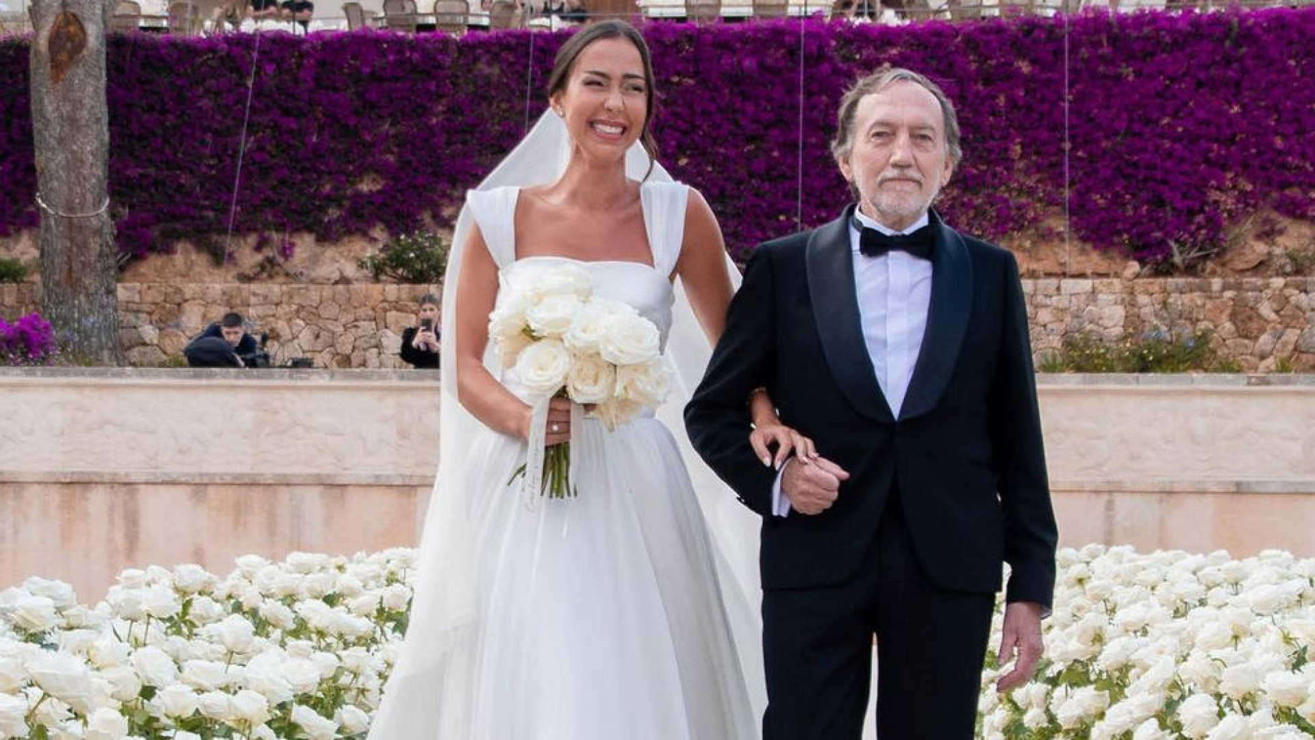 La triste despedida de Paddy, mujer de Marcos Llorente, a su padre ...