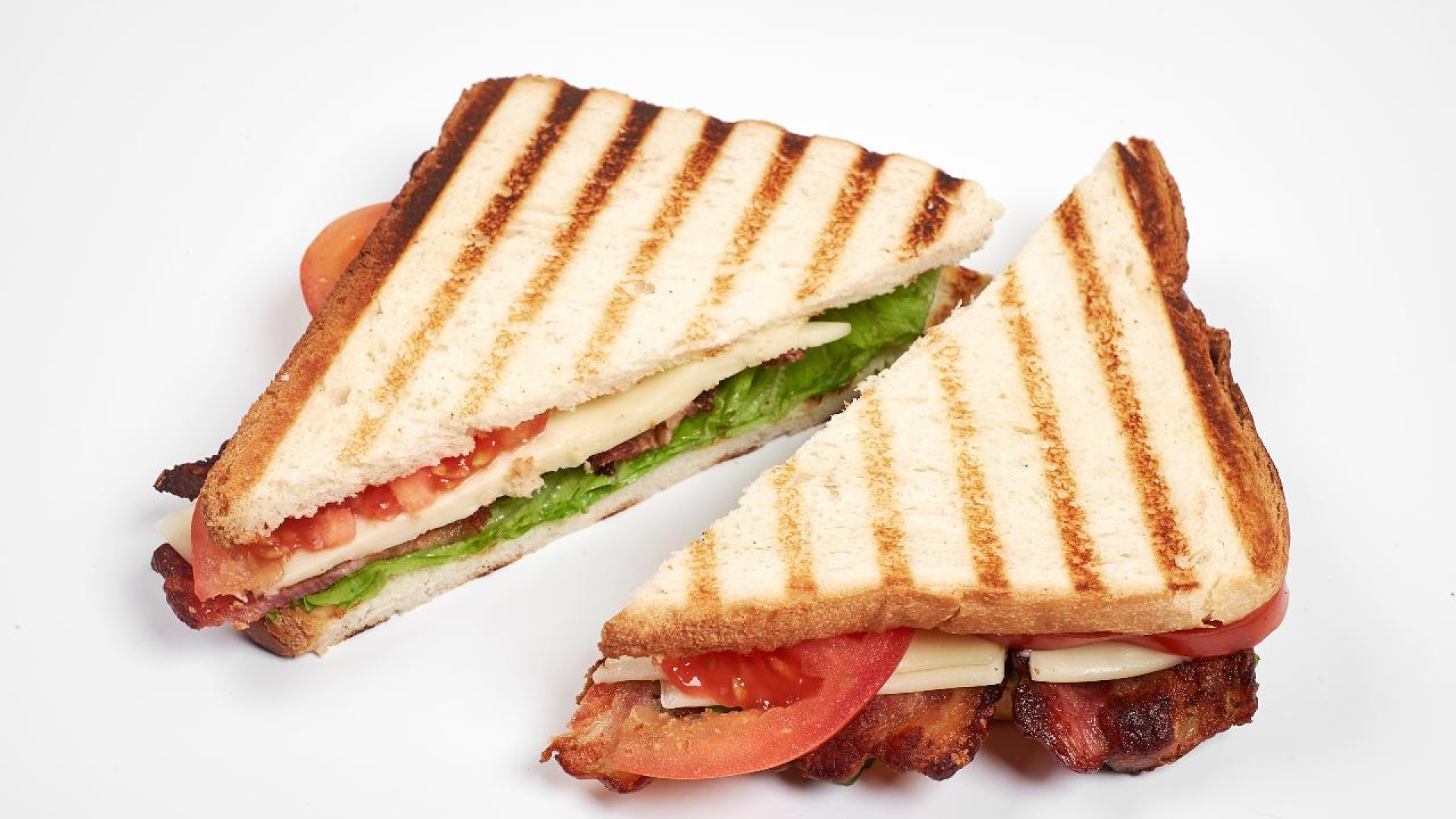 Así deberías cortar el sándwich para que se reparta totalmente por la ...