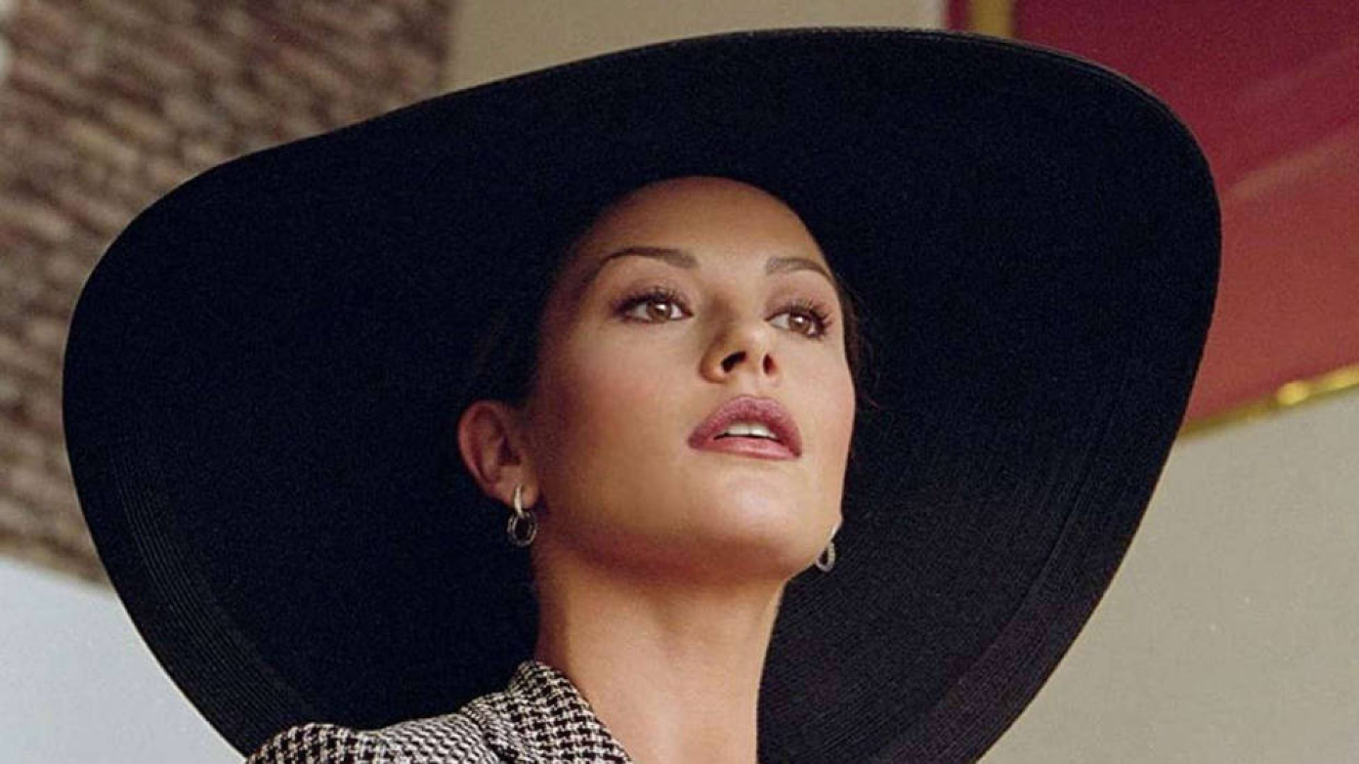 Cinco cosas que no sabías de Catherine Zeta Jones, la cenicienta de ...