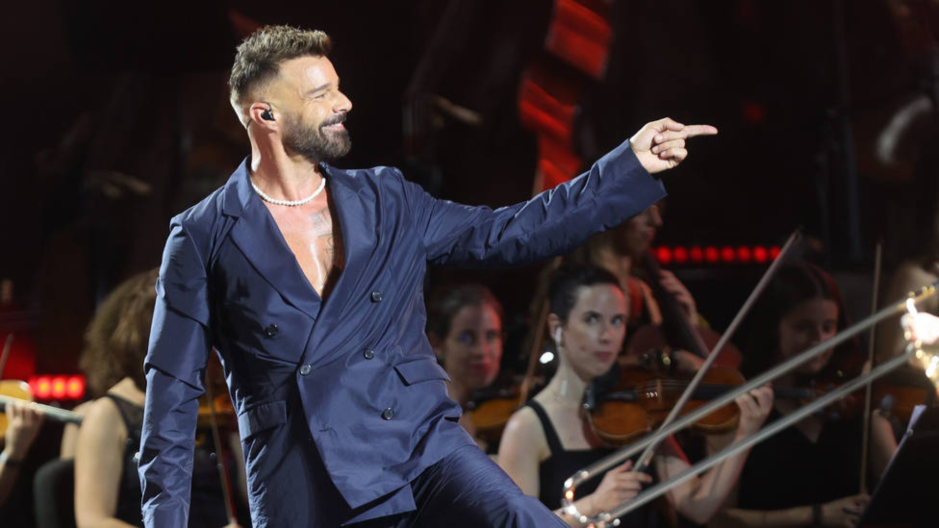 Ricky Martin desata la locura al anunciar gira de conciertos en España ...