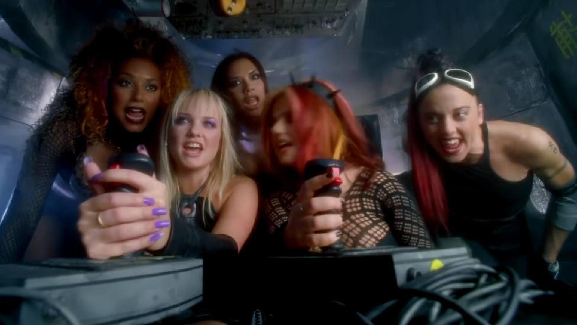 Spice Girls estrenan vídeo de 'Spice Up Your Life' con imágenes ...