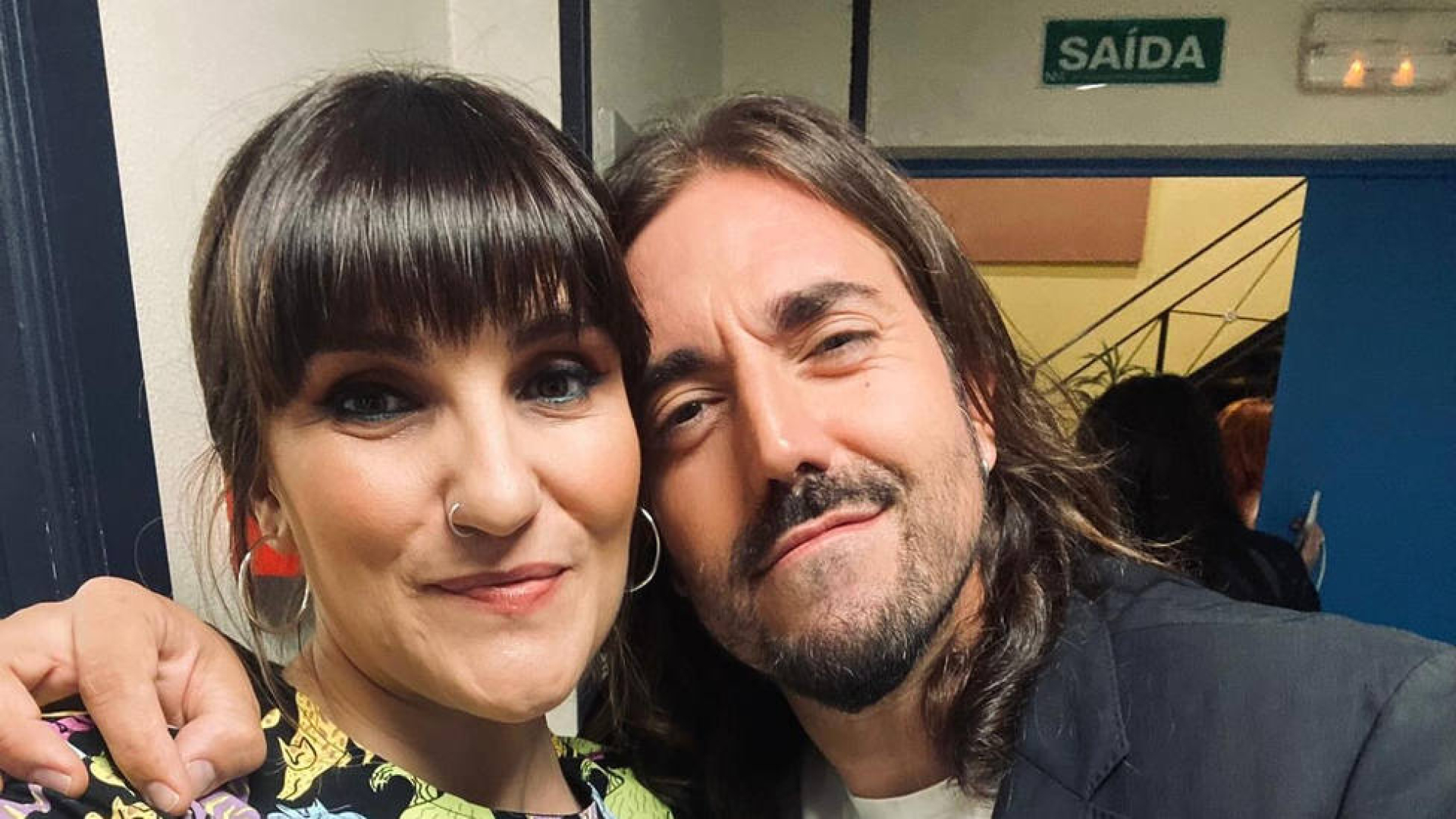 Andrés Suárez se rinde ante Rozalén tras interpretar juntos 'Desamiga ...