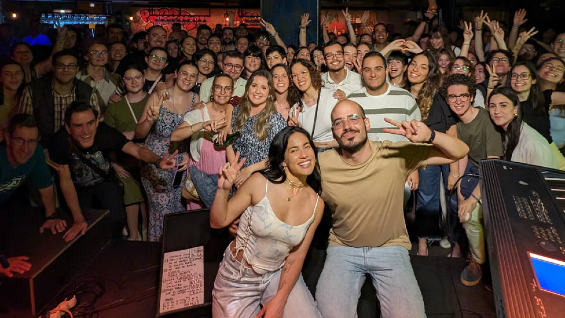 CADENA 100, 'compañera de viaje' de Julia Medina por toda España: así ha sido el arranque de ...