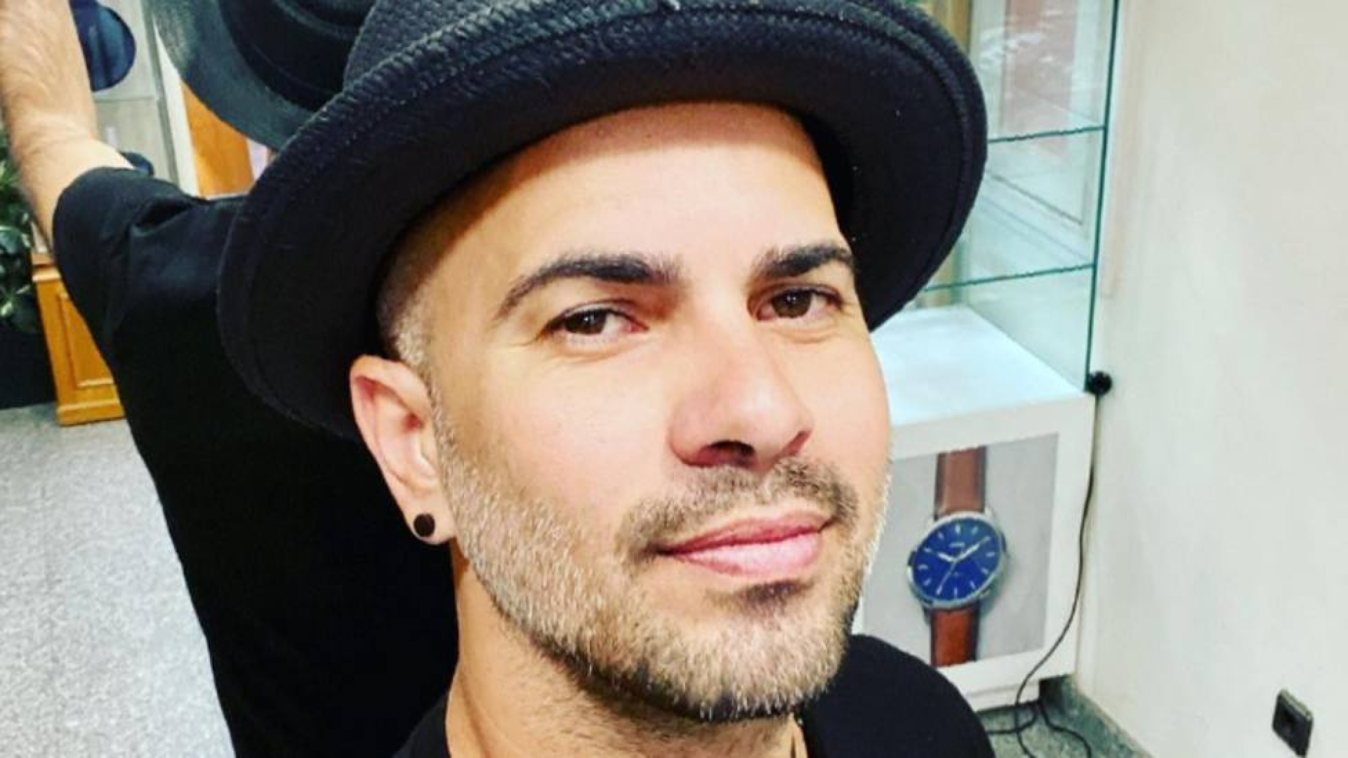 La tristeza de Iván Torres, de Efecto Pasillo, al recordar a su padre fallecido: “Me duele en el ...