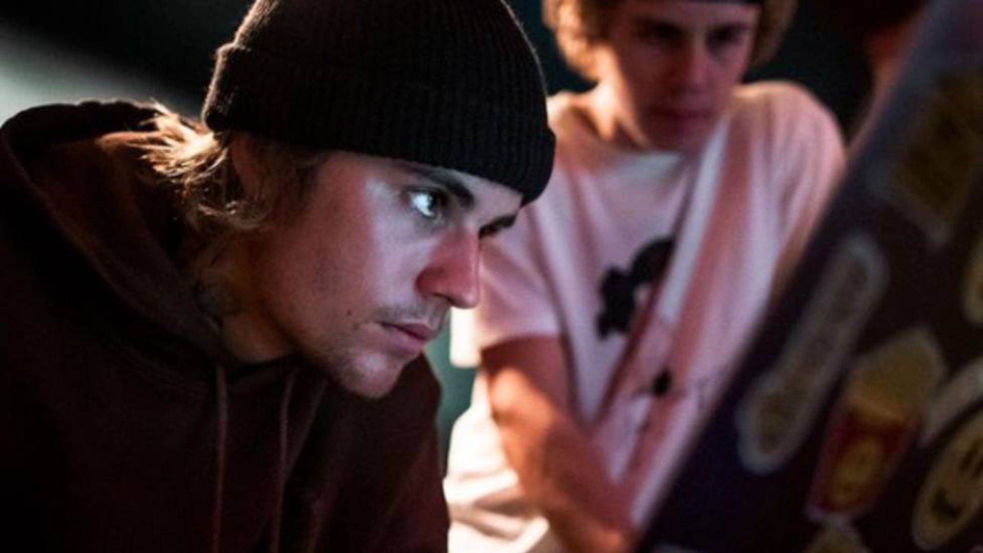 Justin Bieber sorprende al mundo con 'Freedom', un nuevo álbum tras el reciente éxito arrollador ...