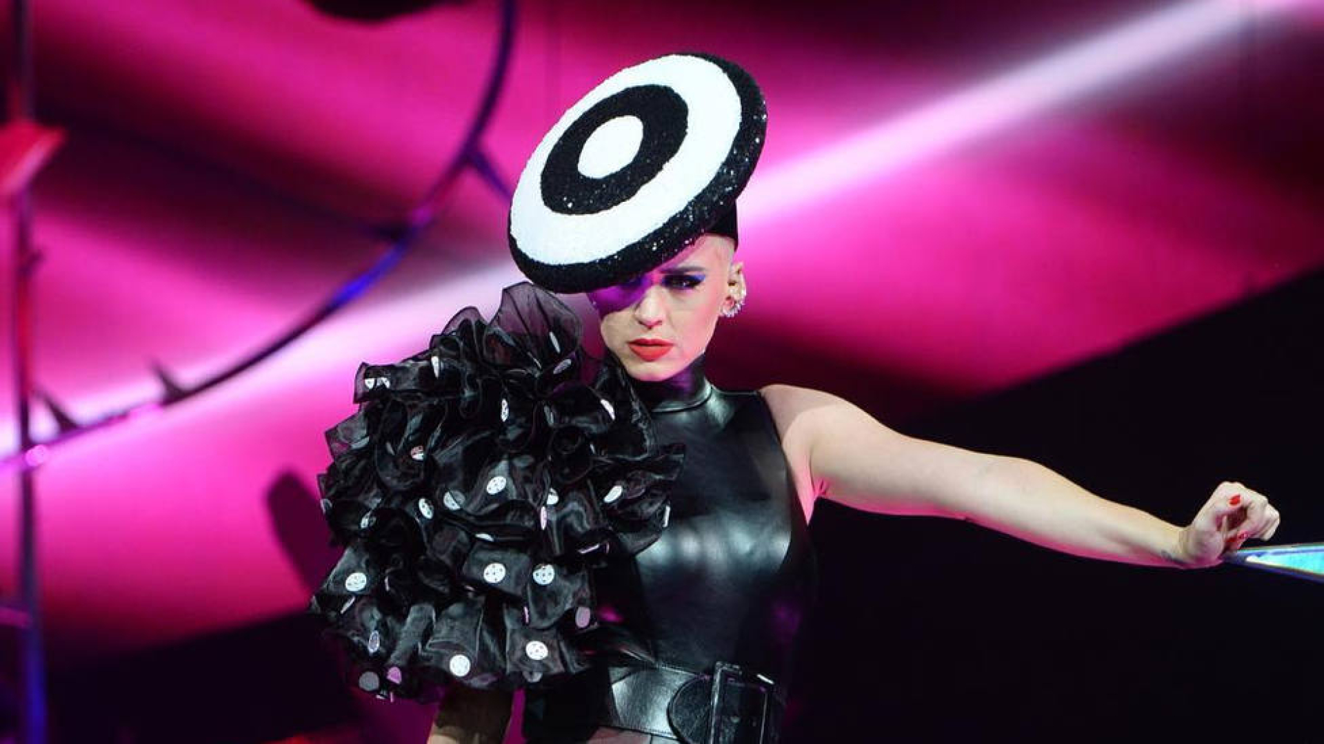 Katy Perry, la reina de las excentricidades: un repaso por sus 'looks ...