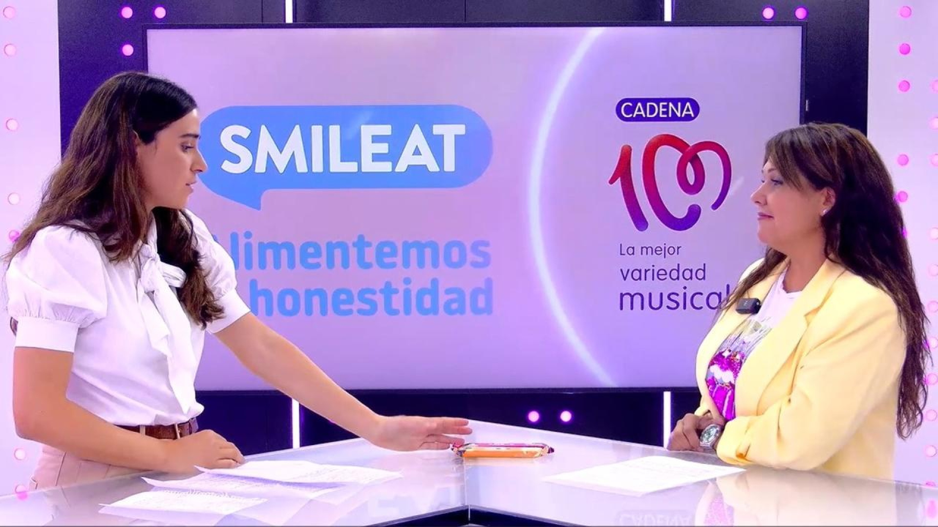 SMILEAT presenta sus nuevos barquillos Triboo de chocolate: claves de ...