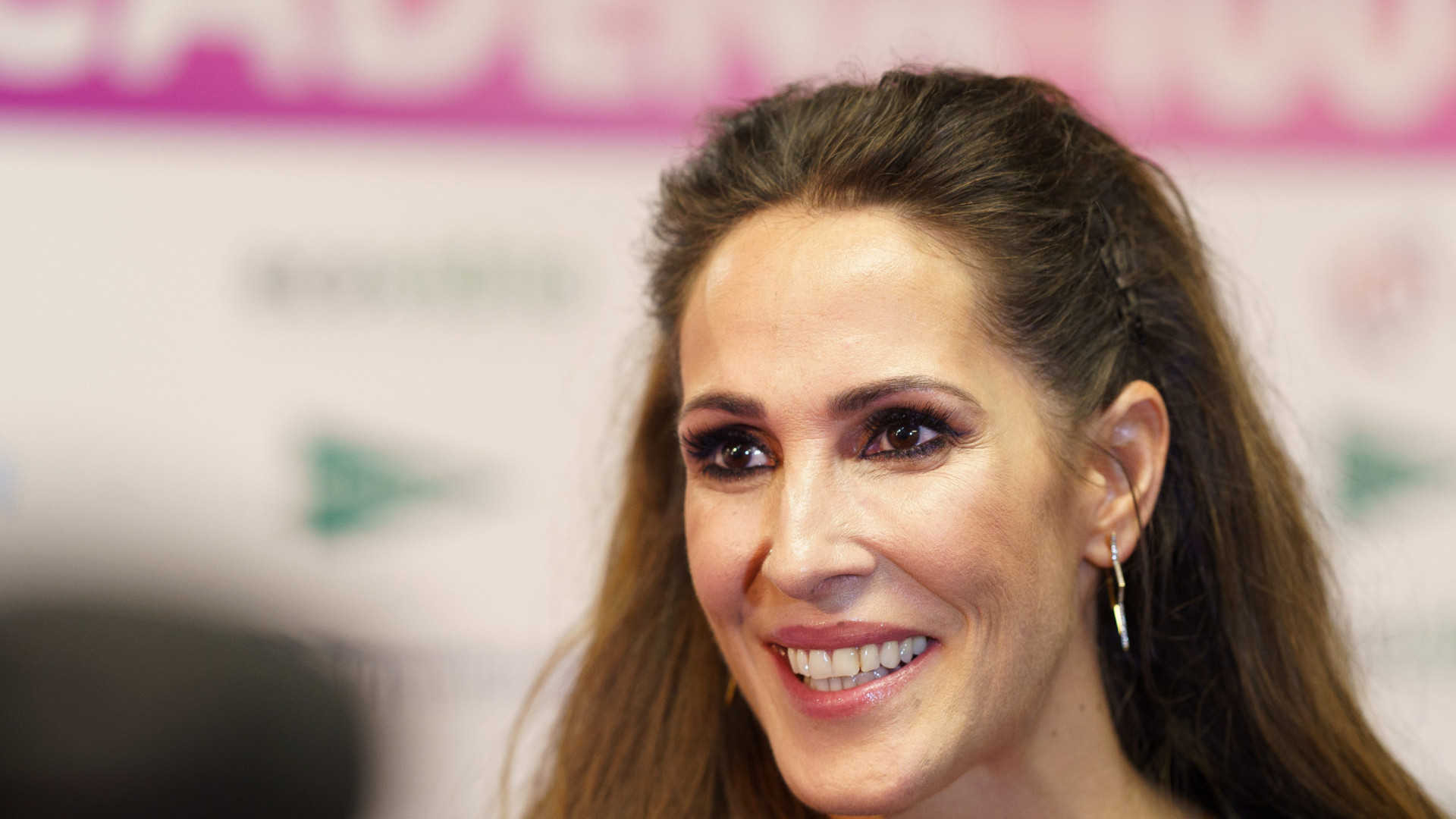 Recordamos la última vez que Malú se subió al escenario de CADENA 100 ...