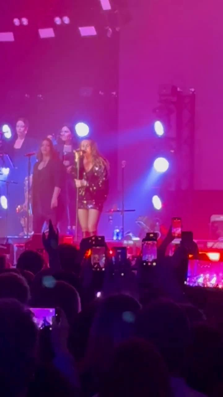 El reto de Malú de meter 28 años de carrera en poco más de dos horas de ...
