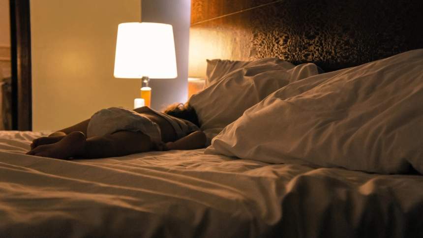 Dormir fresc a l’estiu sense gastar de més: el truc casolà que torna a ...